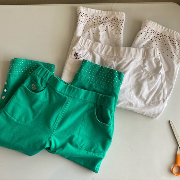 Quacker Factory | Pants & Jumpsuits | Dreamjeannes Pull On Jean Capri ...